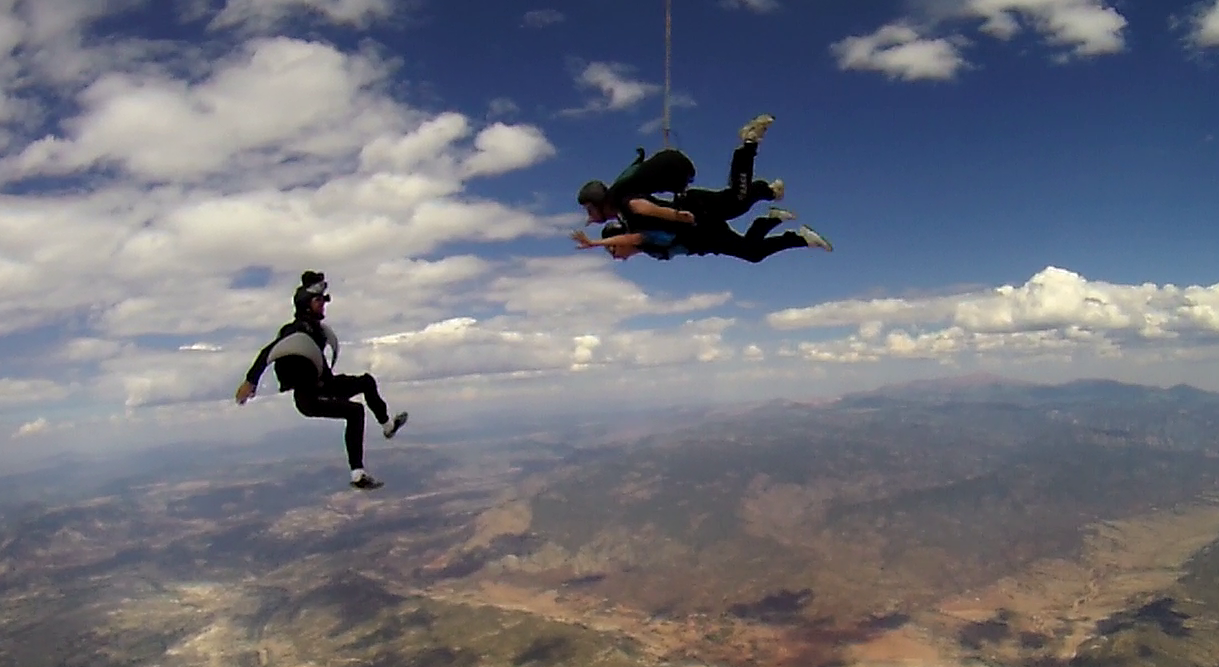 Out Of The Blue Skydiving - Dropzones and Tunnels.com